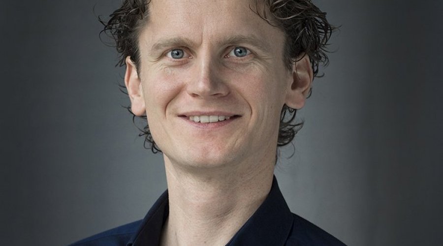 Charlie van Dijk | Kabaz